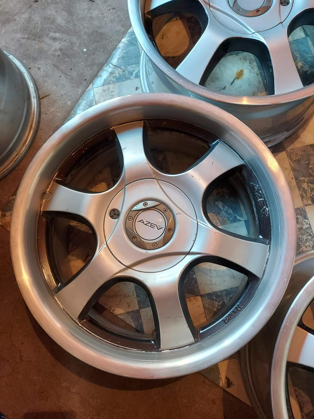 P: Azev 17" 4x98 8J et40 - Felne & Gume - Fiat-Lancia Club Serbia Forum